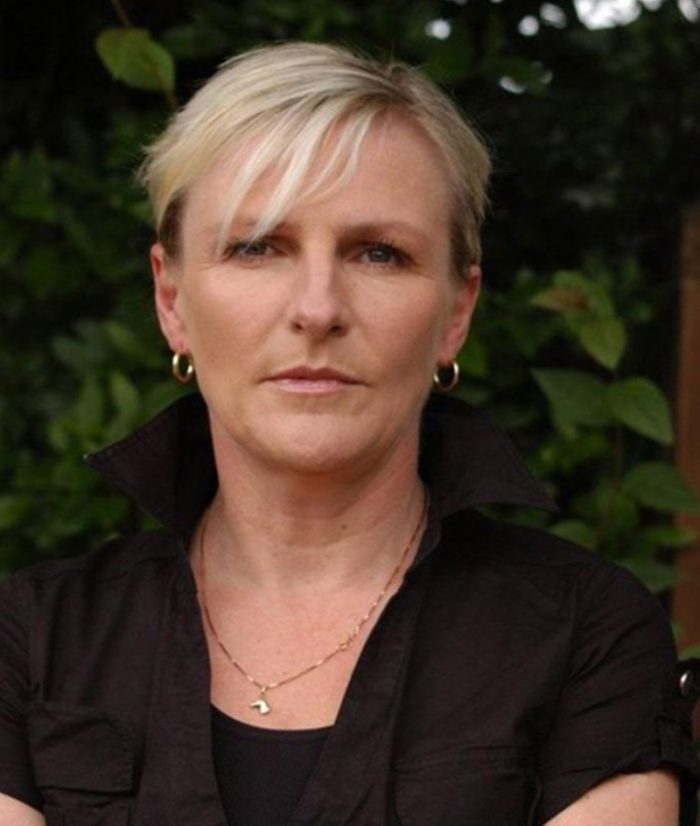 Elizabeth Kay Profile | Brushlink